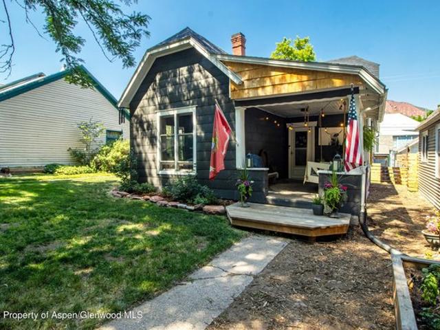 907 Blake Ave, Glenwood Springs, CO 81601