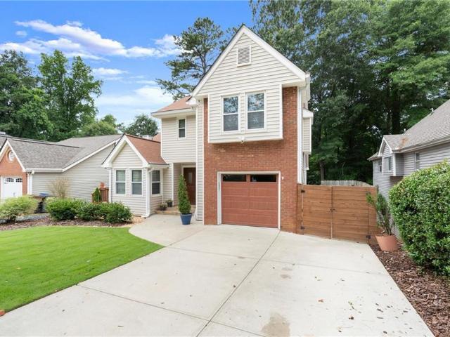 907 Bradford Lane