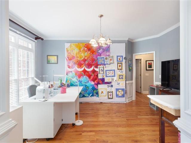 907 Gold Ridge Court