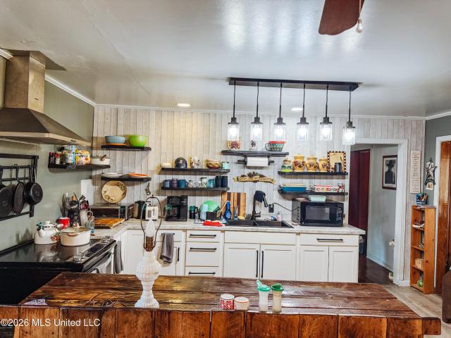 907 Grand Ave, Leakesville, MS 39451 | MLS #4143 | Compass