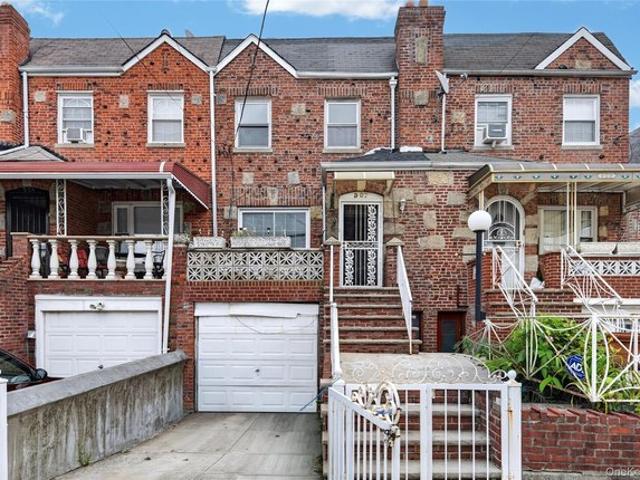 907 E 46th St, Brooklyn, NY 11203