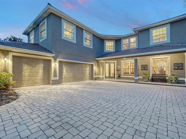 907 Eagle Isle Ct, Osprey, FL 34229