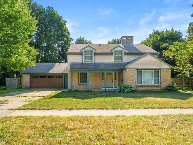 907 East St, Three Rivers, MI 49093