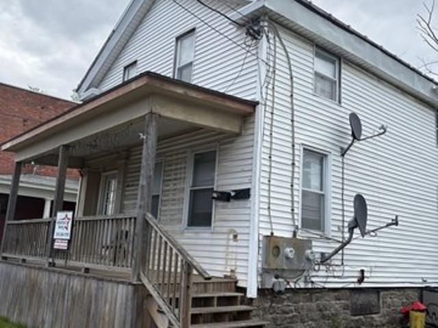 907 Ford St, Ogdensburg, NY 13669