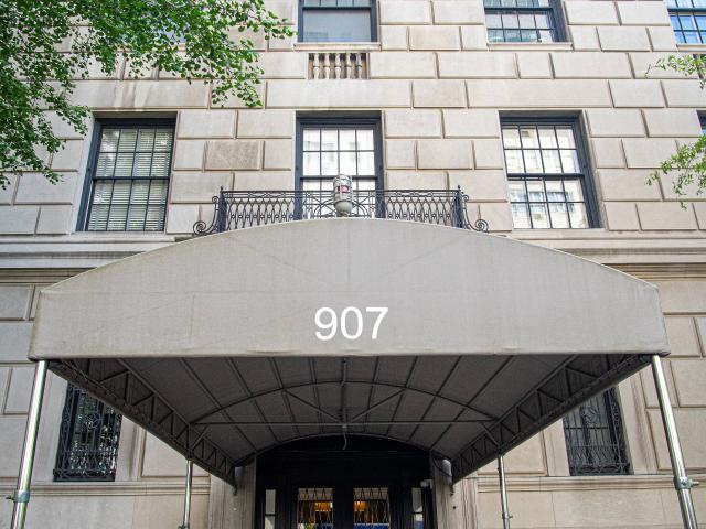907 Fifth Avenue, New York, NY