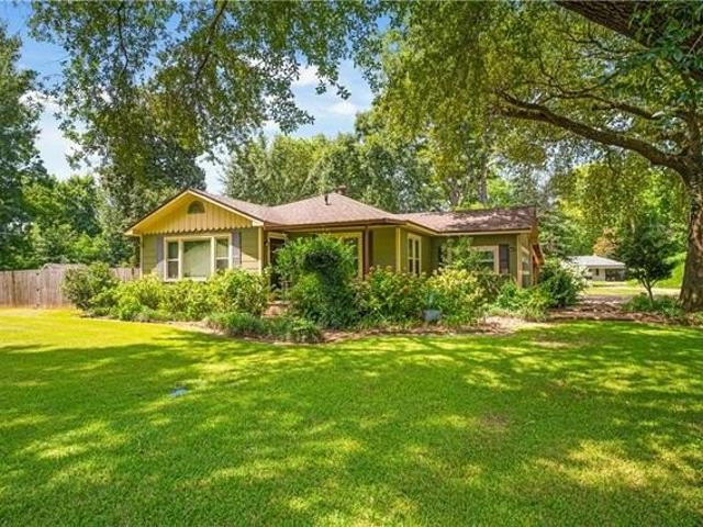 907 Fifth St, Colfax, LA 71417