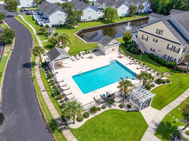 907 Knoll Shores Ct. 203
