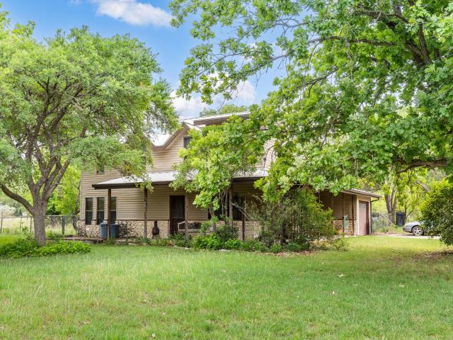 907 Horace Howard Dr