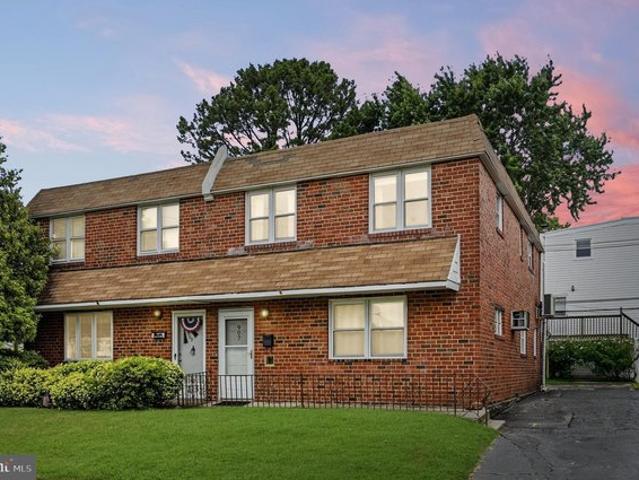 907 Hancock St, Milmont Park, PA 19033