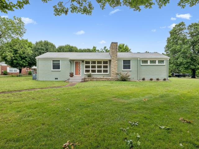 907 Joyce Ln