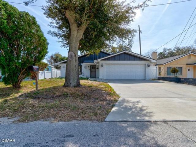 907 Oak St, Daytona Beach, FL 32114