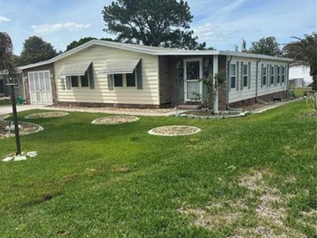 907 Orchid St, The Villages, FL 32159