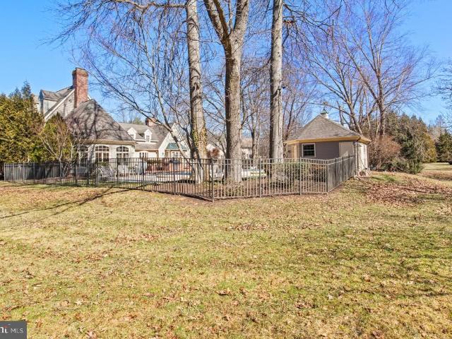 907 Lorien Dr, Ambler, PA