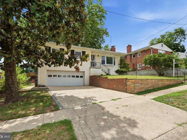 907 Luray Place