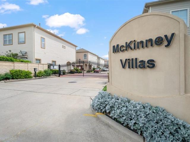 907 McKinney Park Ln, Houston, TX 77003
