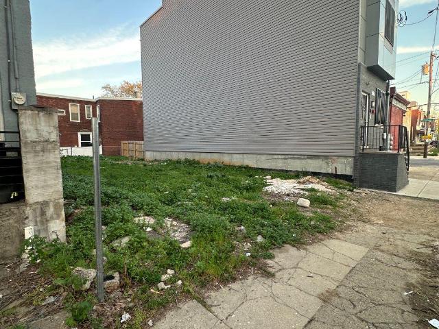 907 N 43rd St, Philadelphia, PA 19104 | MLS #PAPH2609 | Compass