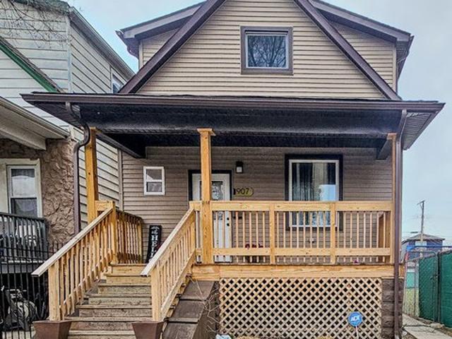 907 N Leamington Ave, Chicago, IL 60651