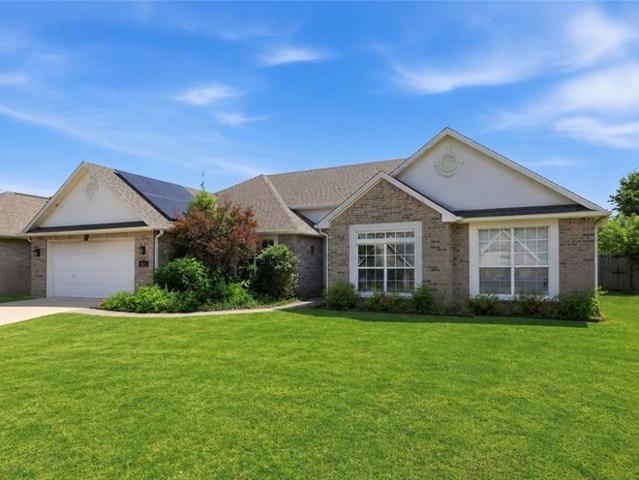 907 N Quail Ter, Rogers, AR 72756