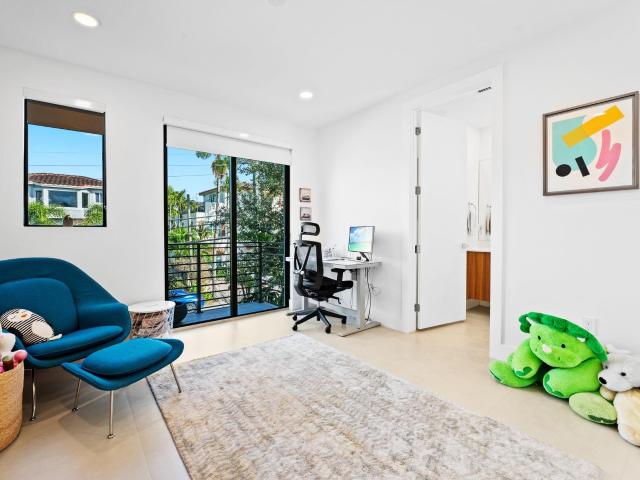 907 NE 16th Ave, Fort Lauderdale, FL 33304 | MLS #F10550
