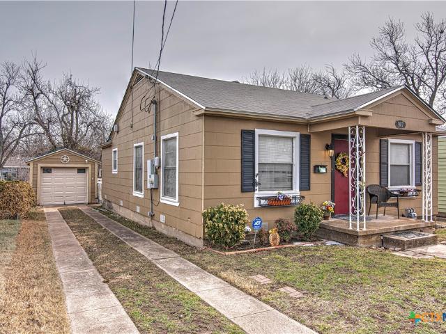907 S 39th Street