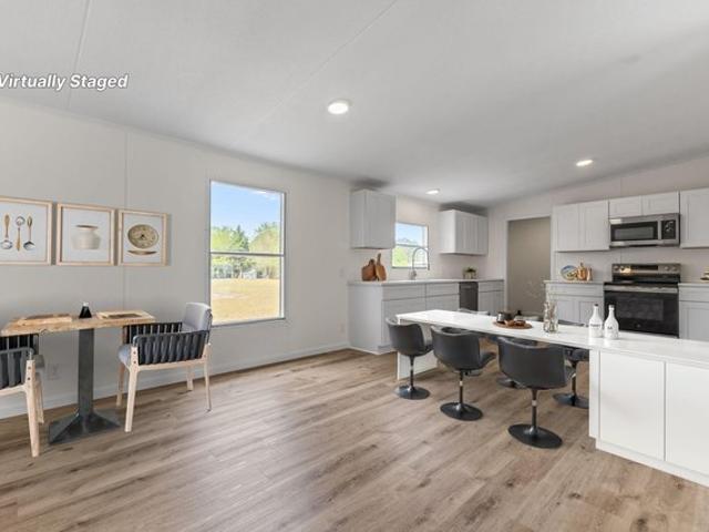 907 Sara Ln, Fayetteville, NC 28312