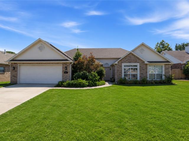 907 Quail Terrace