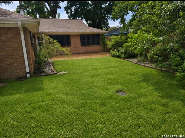 907 Redway Ln