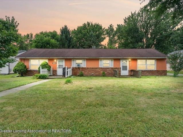 907 Reo Rd, Lansing, MI 48910