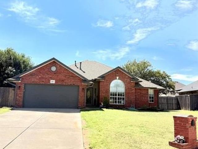 907 Ruby Ln, Oklahoma City, OK 73130