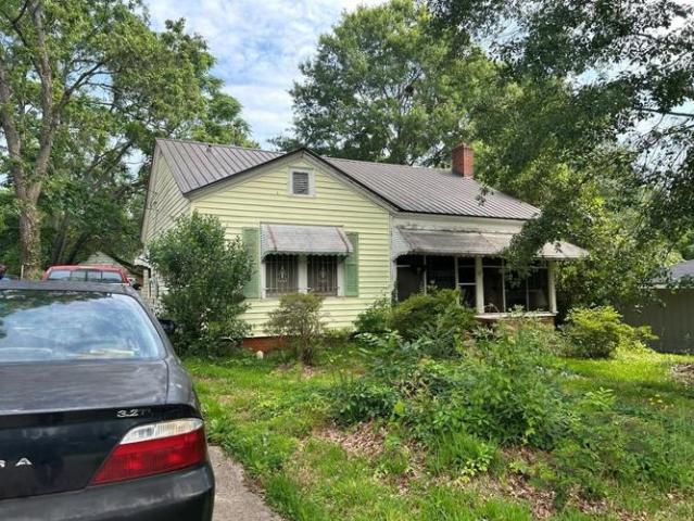 907 W Broad St, Griffin, GA 30223