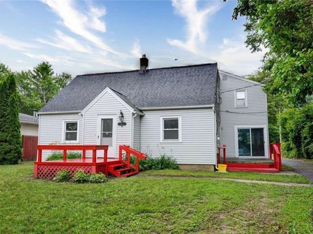 907 Westside Dr, Rochester, NY 14624