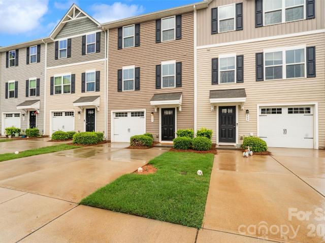 907 Taybyn Road