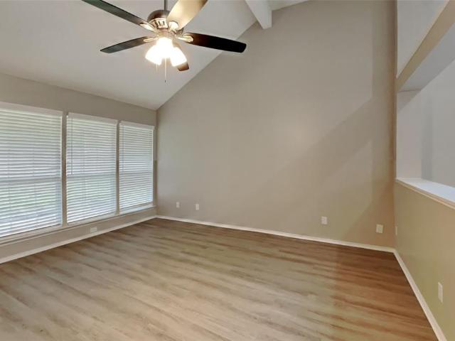 907 Tennis Villa Drive