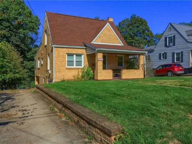 907 Valleyview Dr, Dravosburg, PA 15034 | MLS #1725 | Compass