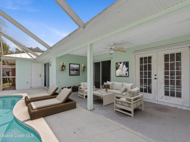 9084 nd Ave, Vero Beach, FL 32967 | Compass