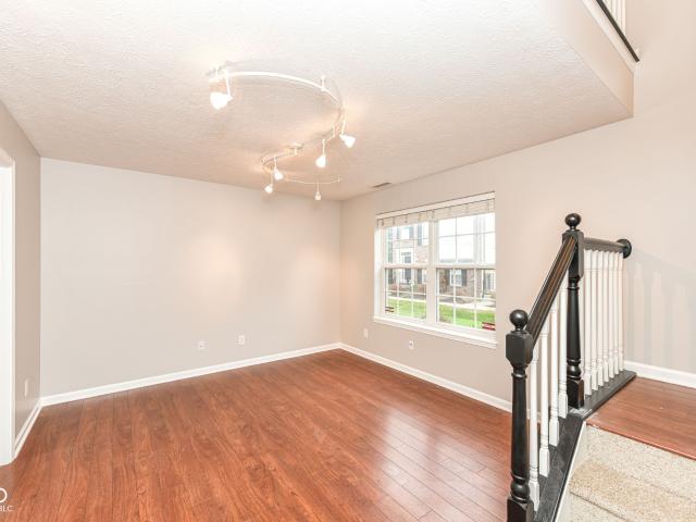 9080 Teaneck Dr, Fishers, IN 46038 | MLS #22074 | Compass