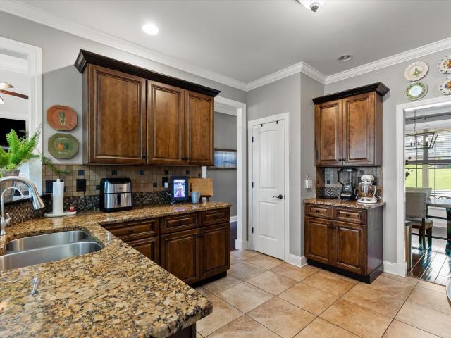 9083 Sunridge Drive