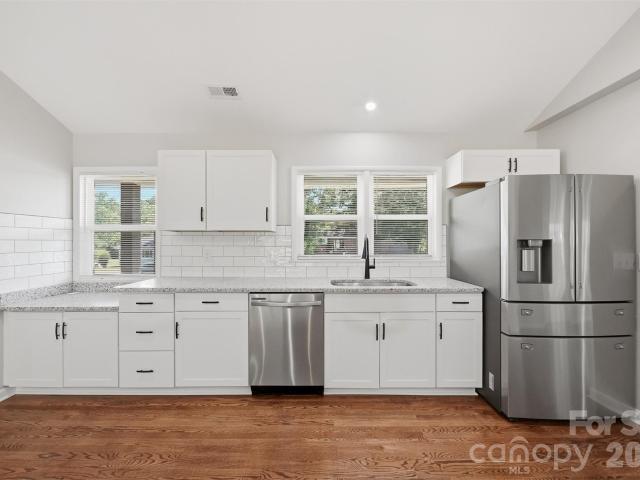 908 13th Street NW