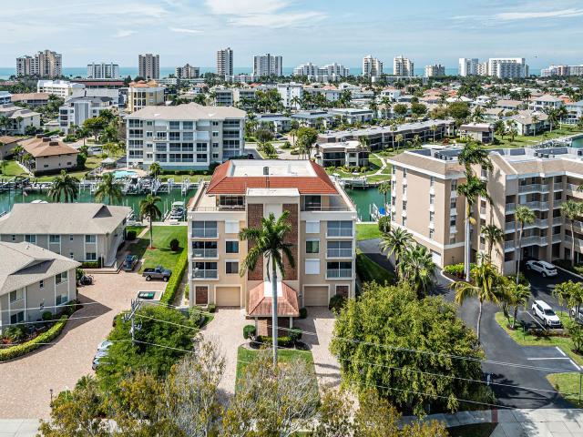 908 Collier Court, 302, Marco Island, US, FL