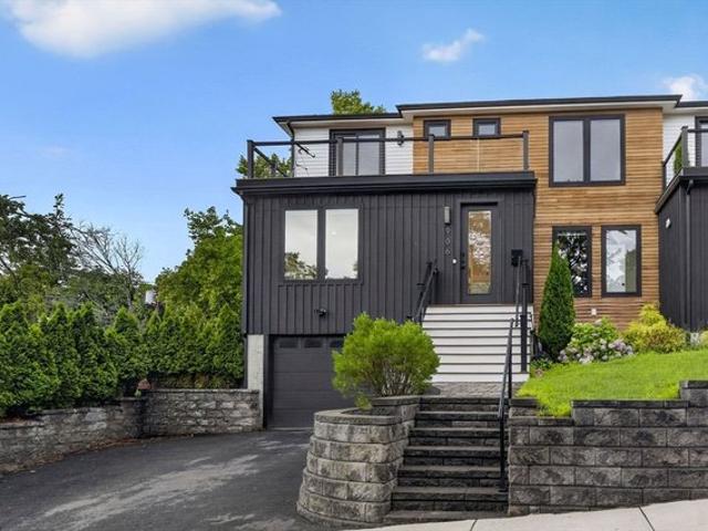 908 Chestnut St Unit 906, Newton, MA 02468