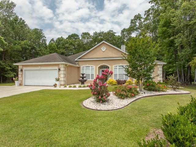 908 Adaline Ct