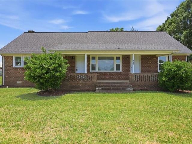 908 Boone Rd, Burlington, NC 27217