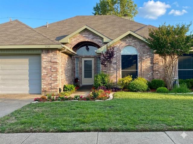 908 Busby Dr, Cedar Hill, TX 75104 | MLS #21244 | Compass