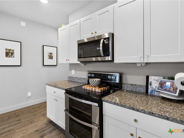 908 Gerardia Court