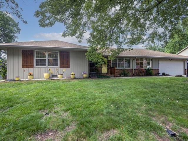 908 E Mentor St, Springfield, MO 65810