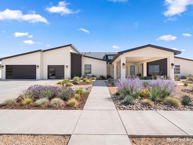 908 Huron Rd SE, Rio Rancho, NM 87124