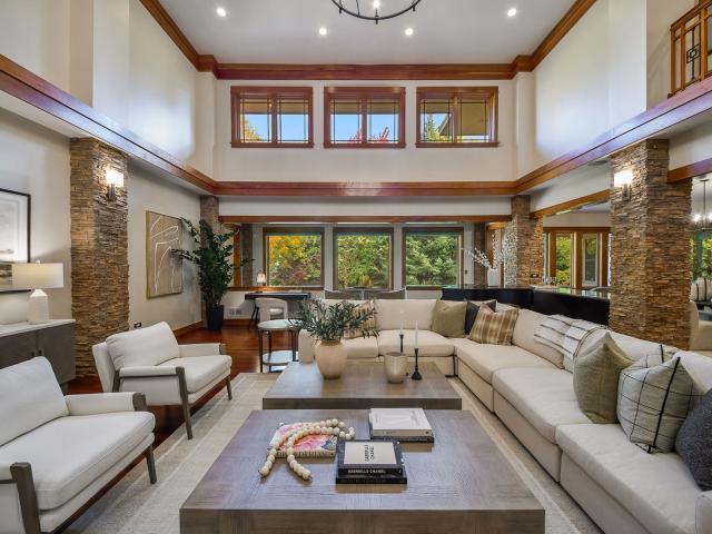 908 Julian Court