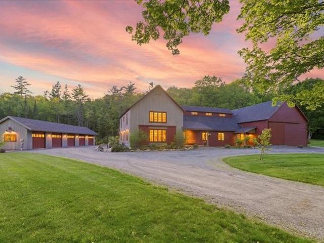 908 Old Franconia Rd, Bethlehem, NH 03574