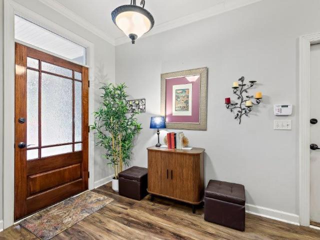908 Orchard Circle