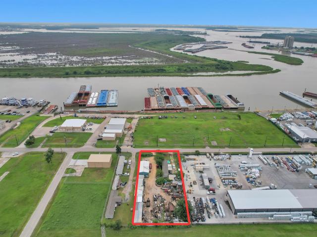 908 Lakeside Dr, Channelview, TX 77530 | MLS #25800